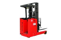 China 2.0T - 3.0T Electric Reach Truck Compact Body Size With Smaller Turning Radius for sale