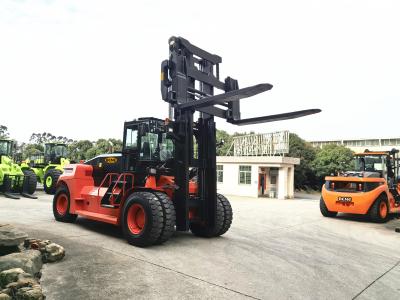 China Chinese 30 ton CPCD300 diesel forklift truck FD300 container forklift with triplex mast for sale