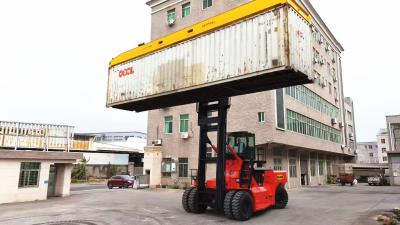 China BENE 42 tons heavy diesel forklift 40ton to 45ton container reach stacker with container spreader for sale