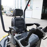 China Maximum Excavation Depth 2200mm Mini Excavator 1800kg Small Digging Machine for sale