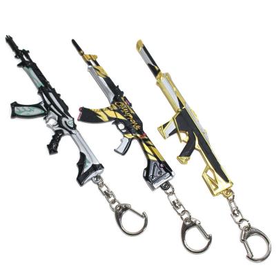 China Mini Game 12cm Valorant Prime Vandal Metal Gun Keychain Customizable Logo for sale