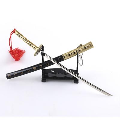 China Touken Ranbu Mikazuki Munechika Anime Sword Keychains Mini Katana for sale
