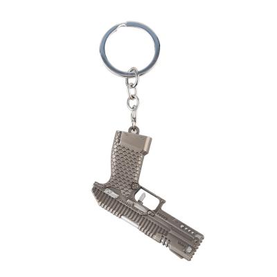 China Miniature Gun Zinc Alloy Keychain Apex Legends P2020 7CM for sale