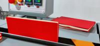 China Hardcover Book Flattening and Groove Pressing Machine 2-5T Pressure 550x450mm for sale