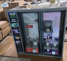 China Antirust Retail Display Cabinets With One Adjustable Shelves And Four Stand for sale