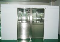 China Three Side Blowing Air Shower Room 100 Class For Materials And Goods for sale