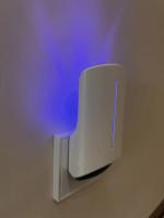 China Effective and Convenient Mosquito-killing Lamp Wall Plug in Sticky Glue Pads for Flying Insects Trap Termite Catcher for sale