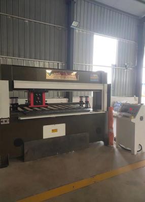 China 25T Traveling Head Hydraulic Die Cutting Machine PLC Control for sale