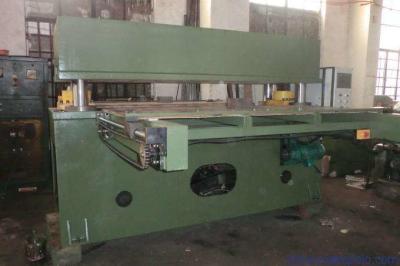 China Shoes / Leather / Foam Hydraulic Die Cutting Machine Automatic Feeding Mode for sale