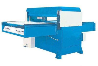 China Facial Mask / Powder Puff Hydraulic Die Cutting Machine LC Program Control for sale