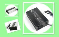 China CC CV Charging Electric Golf Cart / Club Car Smart Battery Charger 24 Volts 25 Amps for sale