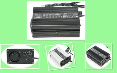 China Multistage MCU Controlled AGM Battery Charger , AGM SLA Battery Charger 12 Volts 6 Amps for sale