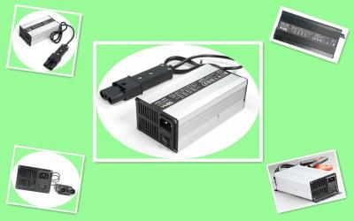 China LiFePO4 Portable Racing Battery Charger 18.2V 15A Automatic Charging 170*90*63 MM for sale