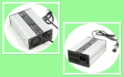 China 12 Volt Portable Battery Charger 6 Amps Universal 110 - 240 Vac Input With Aluminum Housing for sale