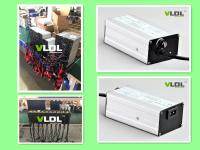 China Aluminum 0.6KG 5A 12 Volt Lithium Battery Charger 12v Li Ion Charger for sale