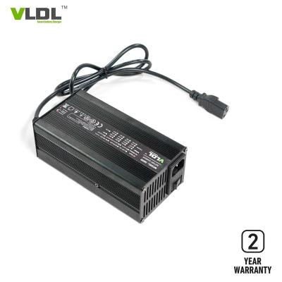 China ROHS Black 15Amps Electric Motorcycle Battery Charger Short Circuit Protection for sale