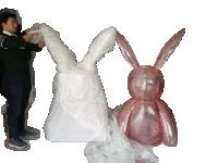 China Pink White Rabbit Sculpture 304 / 316 Stainless Steel Rabbit for sale