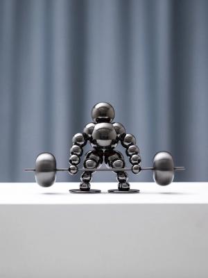 China Multi Color Weightlifter Statue Custom Sizes Weightlifting Sculpture for sale