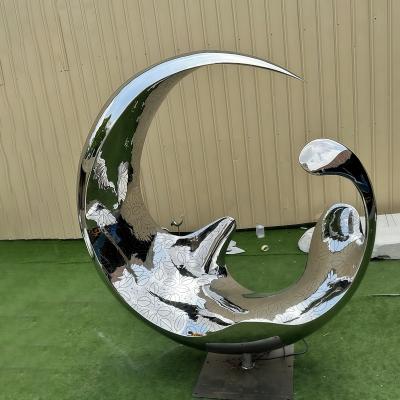 China OEM Stainless Steel Outdoor Sculpture Customized Half Moon Sculpture With Electrofluorescence for sale