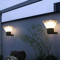 China 6000K 3000K Adjustable 5W Modern Solar Wall Lamp Warm White Auto Dusk To Dawn for sale