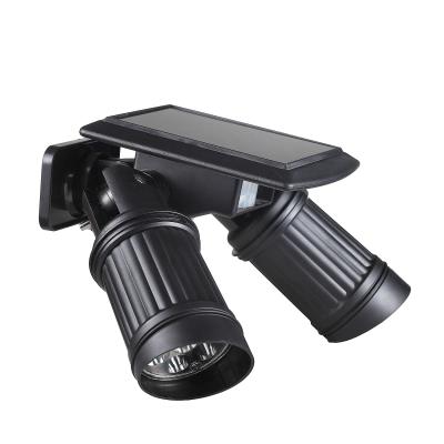 China Dual Head LED Solar Flood Light With Adjustable Brightness For Garden for sale