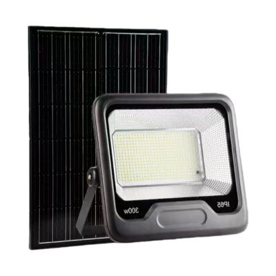 China Solar Flood Light With IP65 Waterproof Rating For Outdoor Lighting for sale