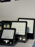 China Outdoor Solar Flood Light Auto Light Sensing High Power LED Long Lasting Charge for sale