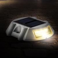 China Solar Road Stud Light Outdoor Waterproof Reflective Traffic Warning Auto Charging for sale