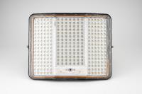 China Solar LED Flood Light 100W/200W/300W – IP65 Waterproof, Remote Control, 18H Runtime | Eco-Friendly Outdoor Lighting for sale