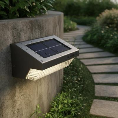 China Aluminum Outdoor Solar LED Light IP65 Waterproof Rate Solar Lamp Designed for Security Pathway and Outdoor Area Lighting for sale