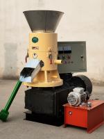 China SKJ450 45KW Sawdust Biomass Wood Pellet Mill Flat Die Type for sale