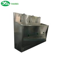 China Stainless Steel 3 Station Hand Wash Sink 1600mm with Knee Touch and Sensor Faucet for OT Room for sale