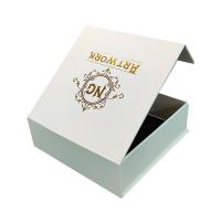 China Embossed Magnetic Packaging Box UV Hot Stamping Rigid Paperboard Boxes Packaging for sale