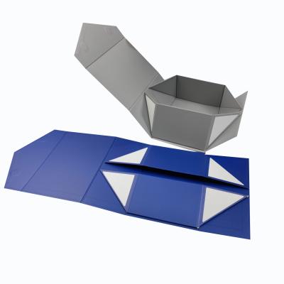 China 2022 Luxury Origami Magnetic Gift Box for Custom CMYK or Pantone Printing Availabl for sale