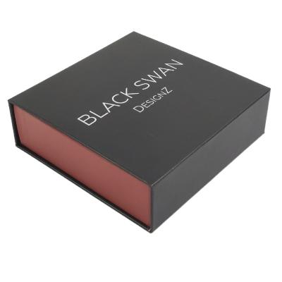 China Magnetic Closure Packaging Box 2022 Custom Logo for Other Gift Craft Accessories for sale