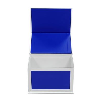 China Rigid Cardboard Folding Magnetic Packaging Box Eco Friendly Recyclable Paper Box for sale