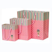 China Recyclable Rectangle Paper Shopping Bags Clothing Paper Wrapping Bag for sale