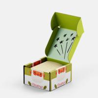 China Customizable Luxury Personalized Packaging Shipping Boxes Skincare Christmas Gift Box Set for Holiday Presents for sale
