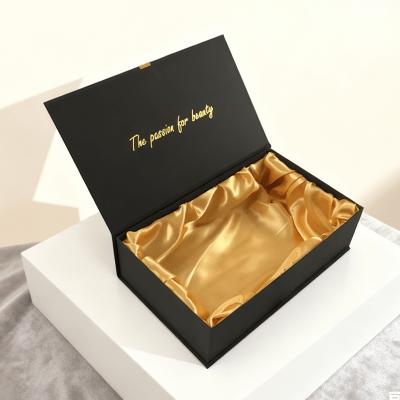 China Durable Magnetic Seal Packaging Box Featuring Eco Friendly Materials and Strong Magnetic Closure Perfect for Retail Packaging for sale