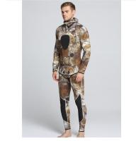 China 5mm High Elastic Camo Neoprene Spearfishing Wetsuit with Hoodie S-2XL for sale
