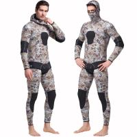 China 5mm Camouflage Neoprene Two-Piece Wetsuit Diving Suit with Hoodie High Elastic S-2XL for sale
