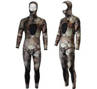 China Neoprene Camo Spearfishing Wetsuit for Adults 3mm Long Sleeve One Piece for sale