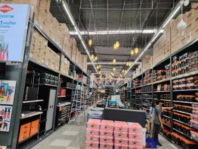 China Industrial Heavy Duty Pallet Racks 5000kg Capacity Adjustable Steel Shelving for Warehouse Storage for sale