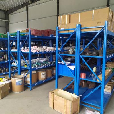 China Customizable Metal Rivet Rack Shelving System - 5 Shelves, 100-500kg Capacity, Boltless Design for Warehouse Storage for sale