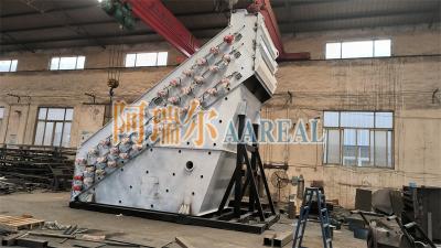 China High Frequency Vibrating Sieve 30-50 TPH 1-4 Decks for Silica Sand Fine Screening for sale