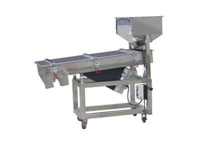 China SS 316L Rectangular Vibrating Separator 500x2000mm Linear Sand Screening Machine for sale