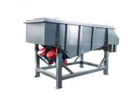 China Multilayer Rectangular Vibrating Screen Machine 500-2000mm Twin Motors for Blasting Shot for sale