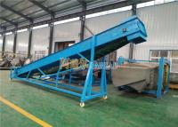 China 500mm Climbing Skirt Belt Conveyor for Chemical Particles & Powders - 0.8-4.0 m/s Speed Range for sale