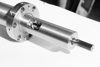 China 40mm Injection Molding Screw Types Design HRC 58 - 60 for sale
