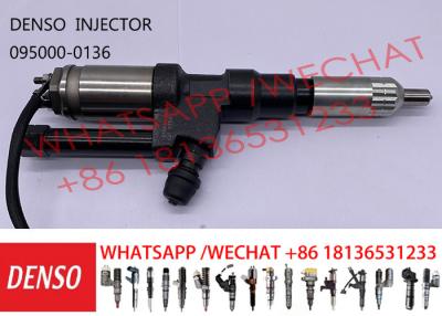 China DENSO Common Rail Injector 095000-0136 For HINO K13C 23910-1044 23910-1045 S2391-01045 for sale